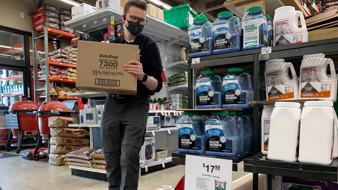 Columbus hardware stores limited on snow supplies | 10tv.com