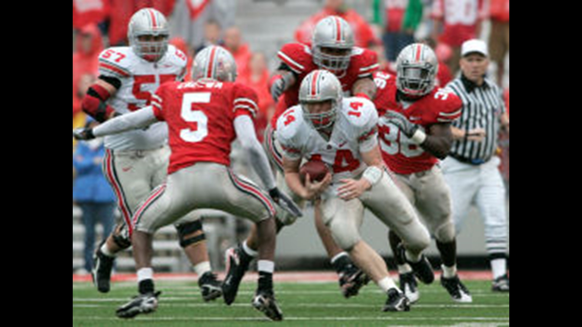 Scarlet Holds Off Gray To Win Ohio State Scrimmage | 10tv.com