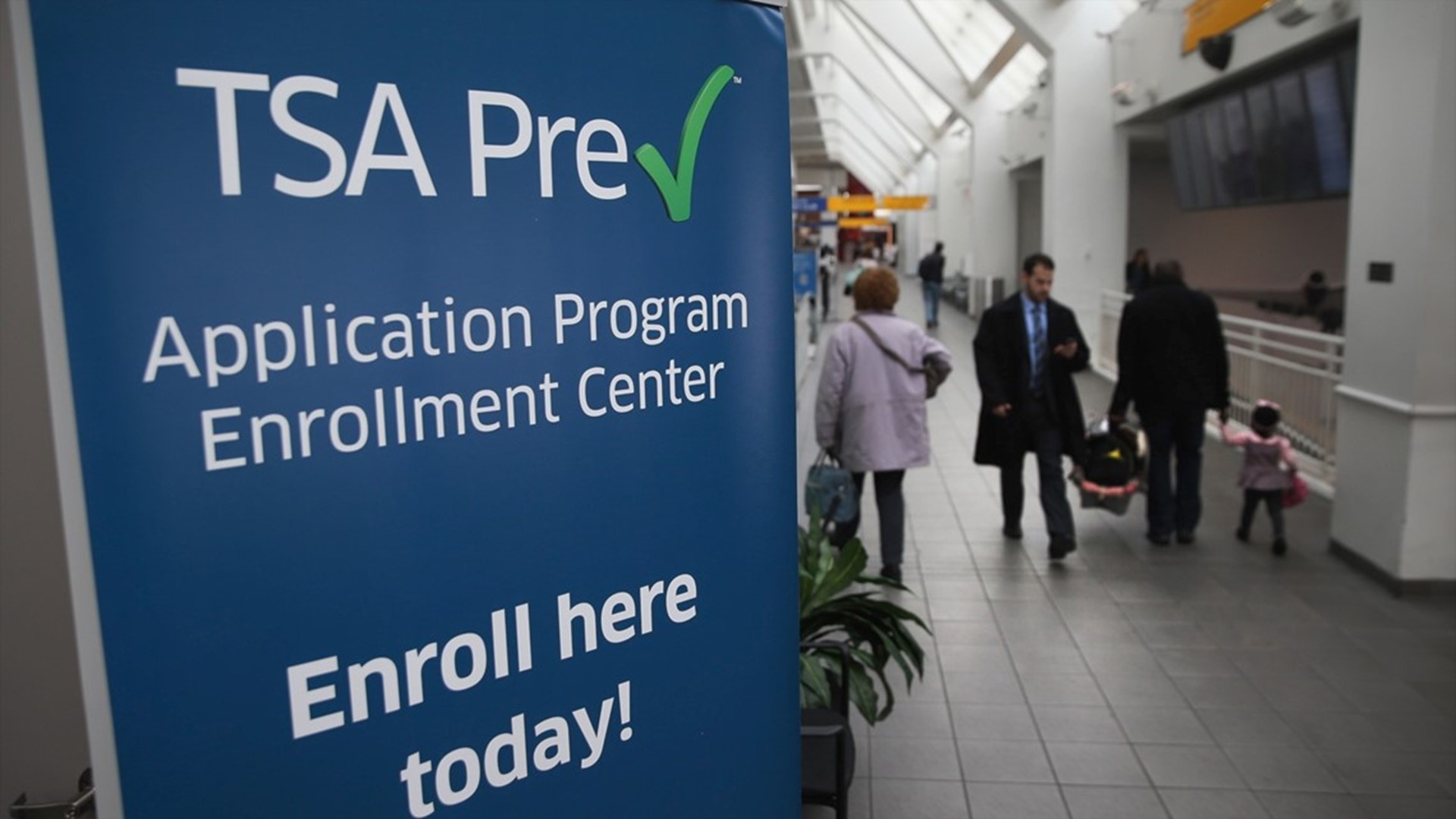 TSA testing on-the-spot PreCheck enrollment | 10tv.com