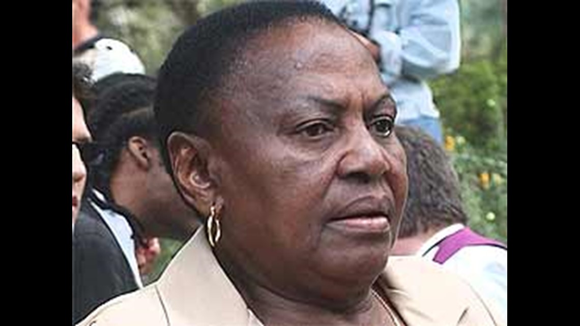 Singer Miriam Makeba Dies In Italy | 10tv.com