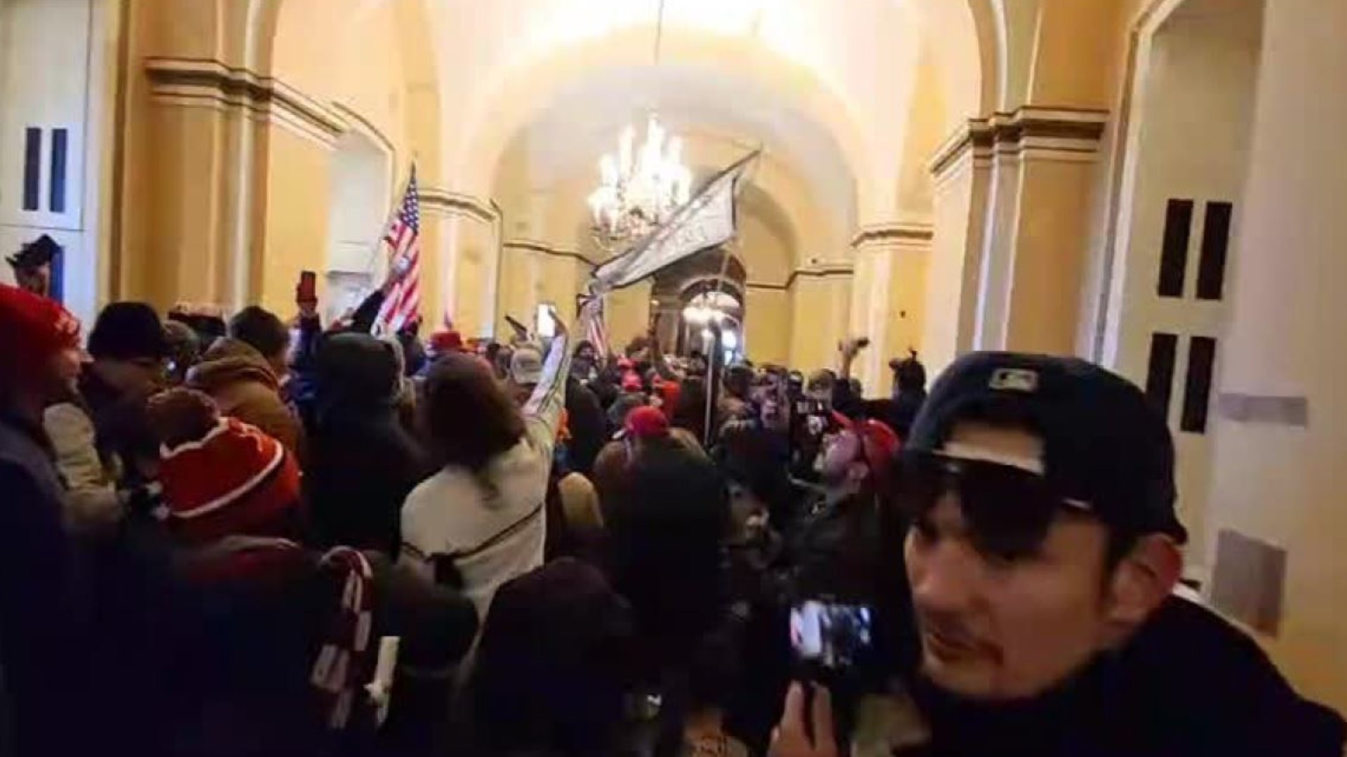 Columbus man charged in connection to Capitol riot | 10tv.com