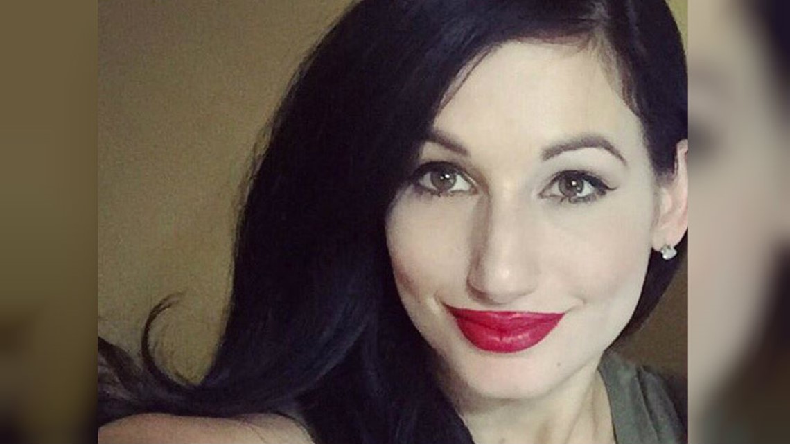 Amie Harwick, famed Hollywood therapist and ex-fiancee of Drew Carey ...