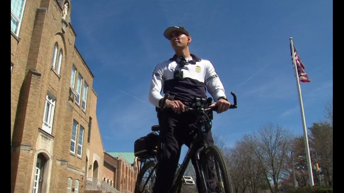 Police bicycle unit rolls into Clintonville area | 10tv.com