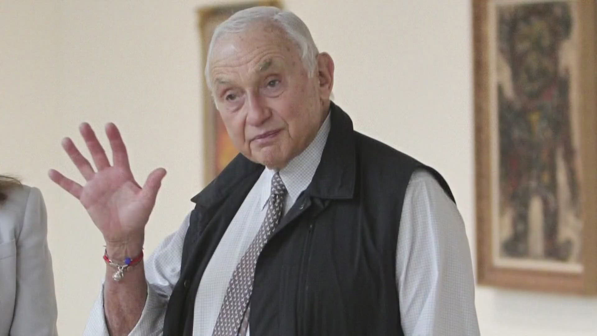 Les Wexner to be deposed by House committee Wednesday in Jeffrey ...