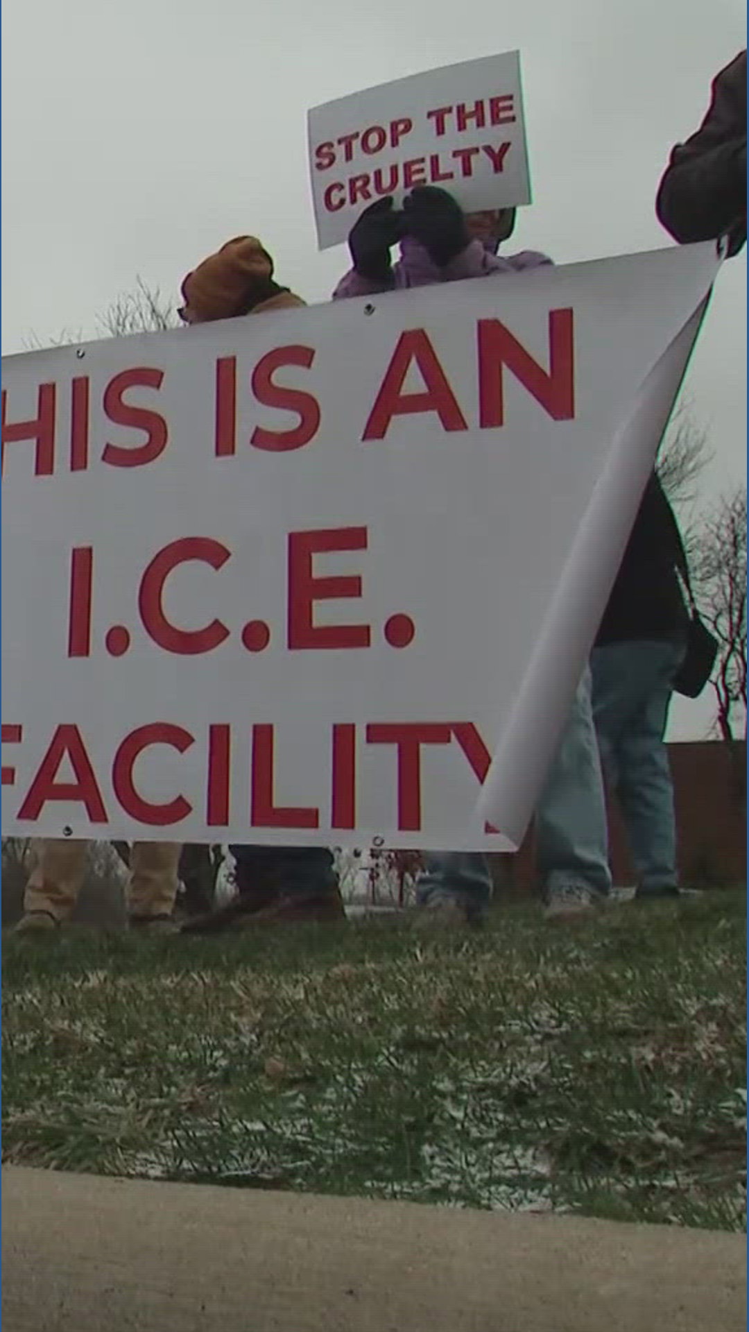 People gather in Columbus area as immigration enforcement activity ...