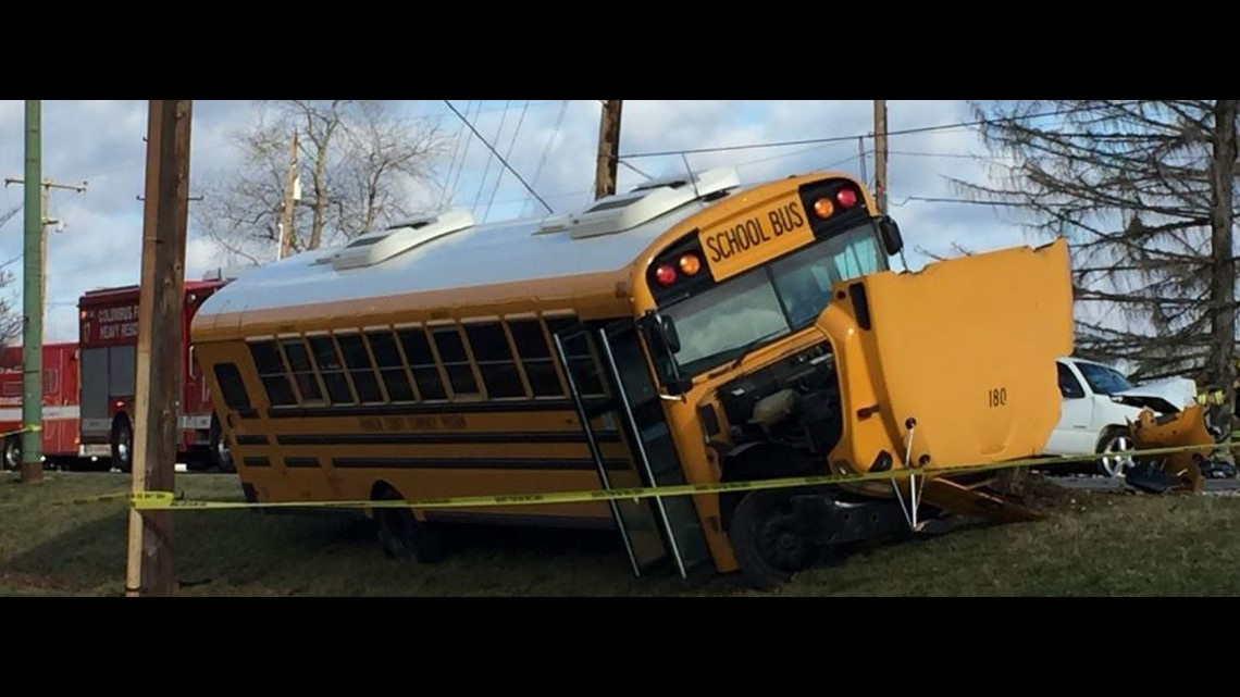 Two injured in southwest Columbus school bus crash | 10tv.com