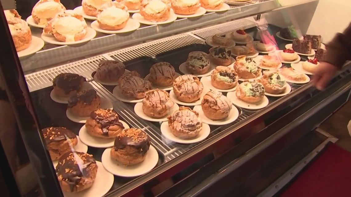 Schmidt's Sausage Haus helps raise funds for Thurman Cafe employees ...