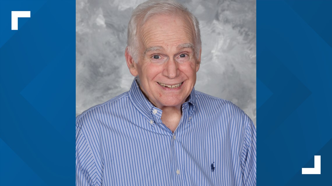 Classroom Hero: Columbus School for Girls’ Frank O’Grady | 10tv.com