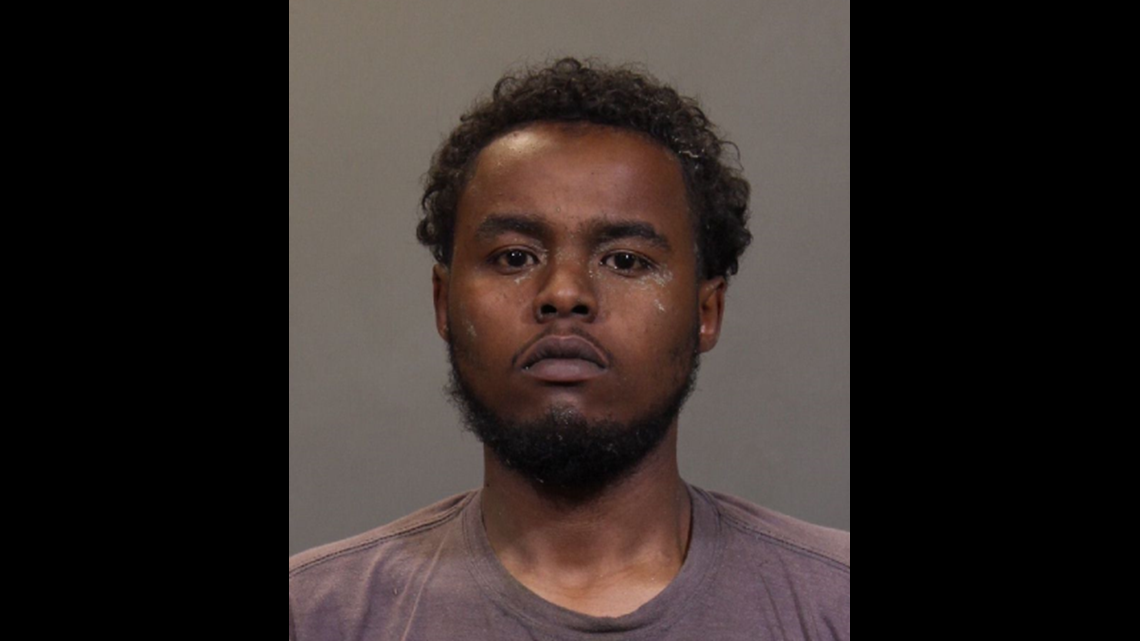 Mom carjacked at Hilliard Kroger with 3 kids inside vehicle | 10tv.com