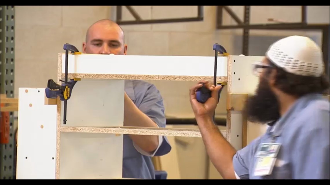 Prison Inmates Make Furniture For People In Need | 10tv.com