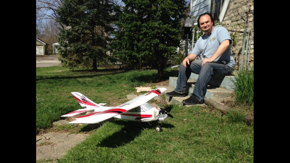 Columbus man learns lesson on flying RC airplane too close to airport ...