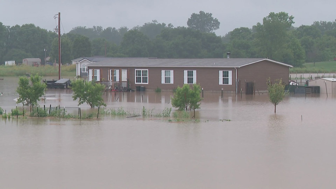 Flooding shuts down roads in Pickaway, Ross counties | 10tv.com