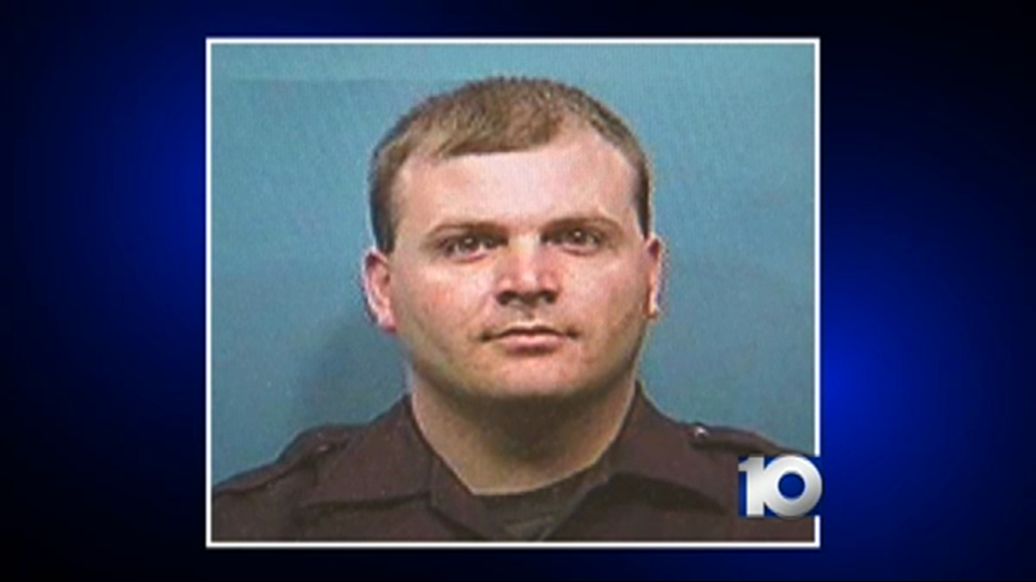 Newark Police Officer Fired After Allegedly Threatening FedEx Drivers ...