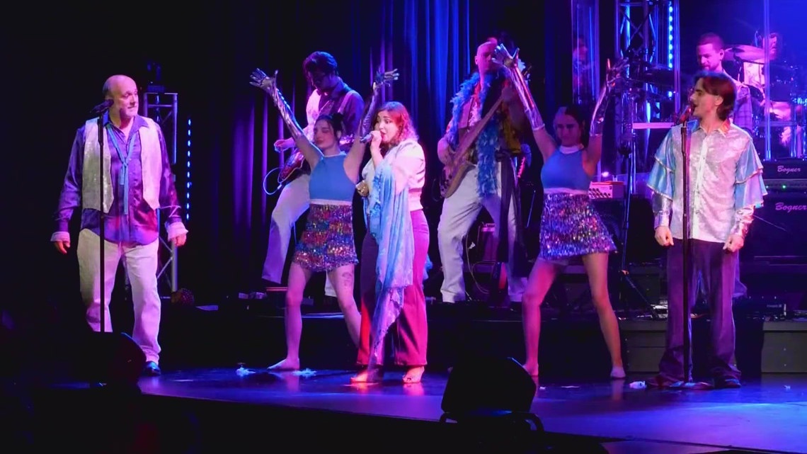 Shadowbox Live returns to stage with musical tribute to David Bowie, Prince | 10tv.com