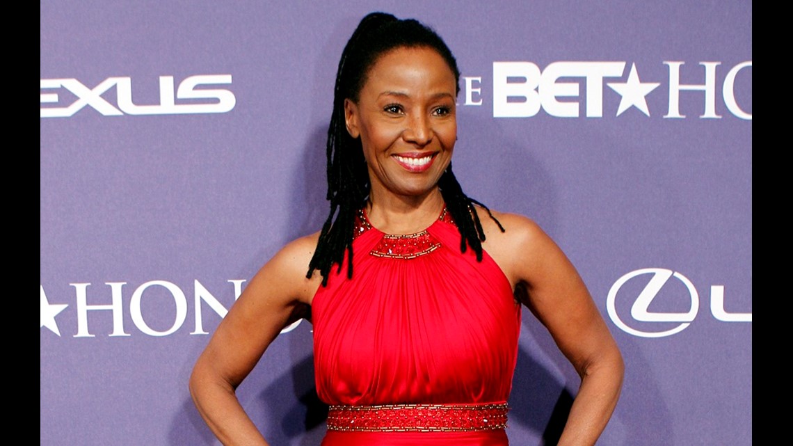 B. Smith, model turned lifestyle guru, dead at 70 | 10tv.com