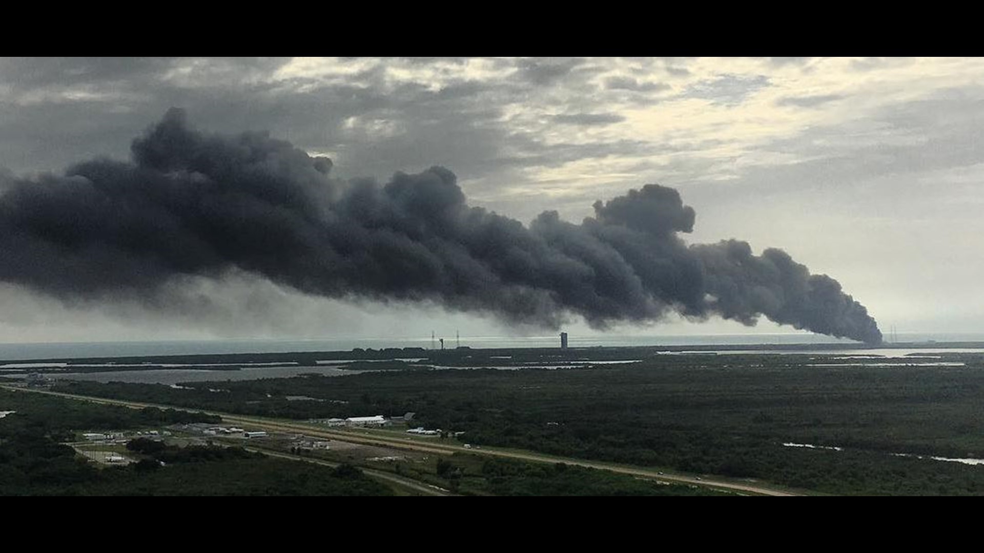 Explosion rocks SpaceX launch site in Florida during test | 10tv.com