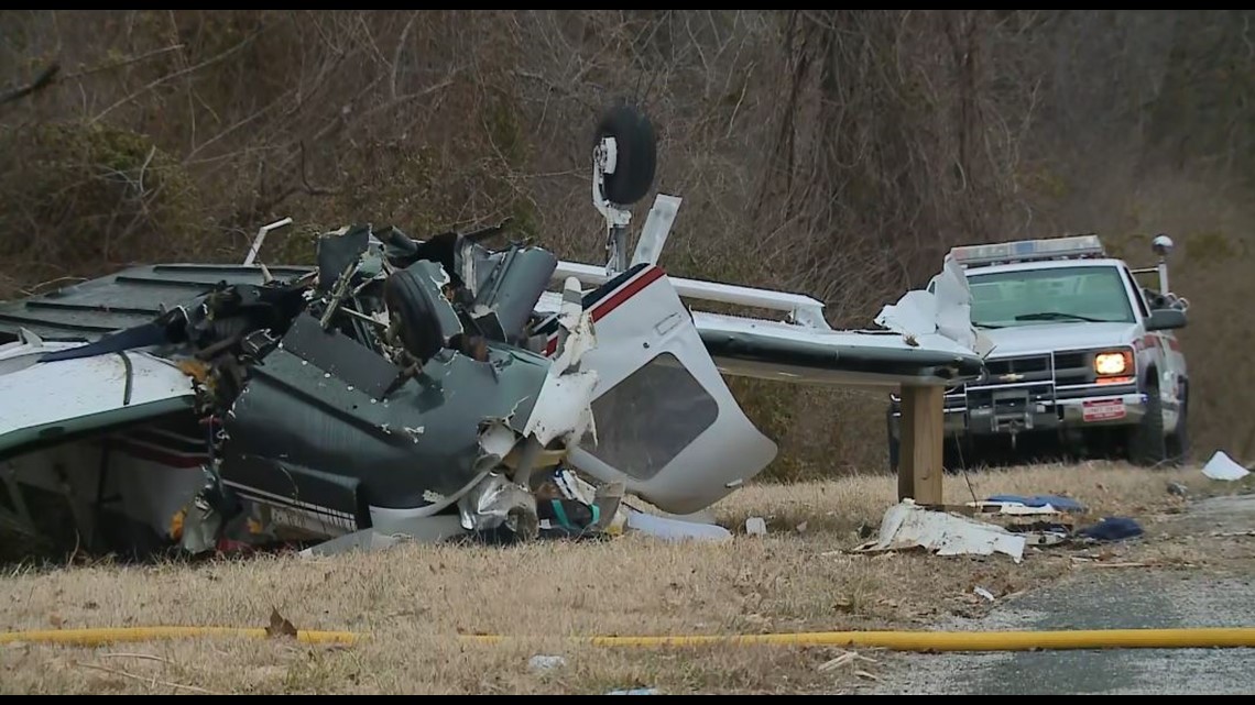 4-year-old boy, grandparents survive Illinois plane crash | 10tv.com