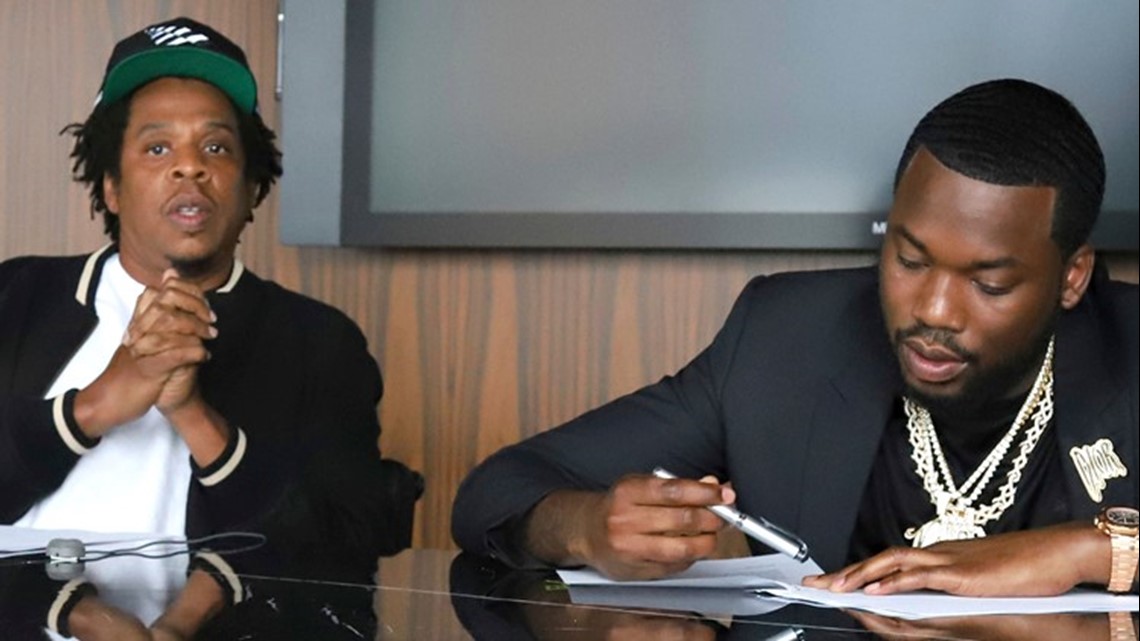 Jay-Z, Meek Mill to send 10 million masks to prisons | 10tv.com