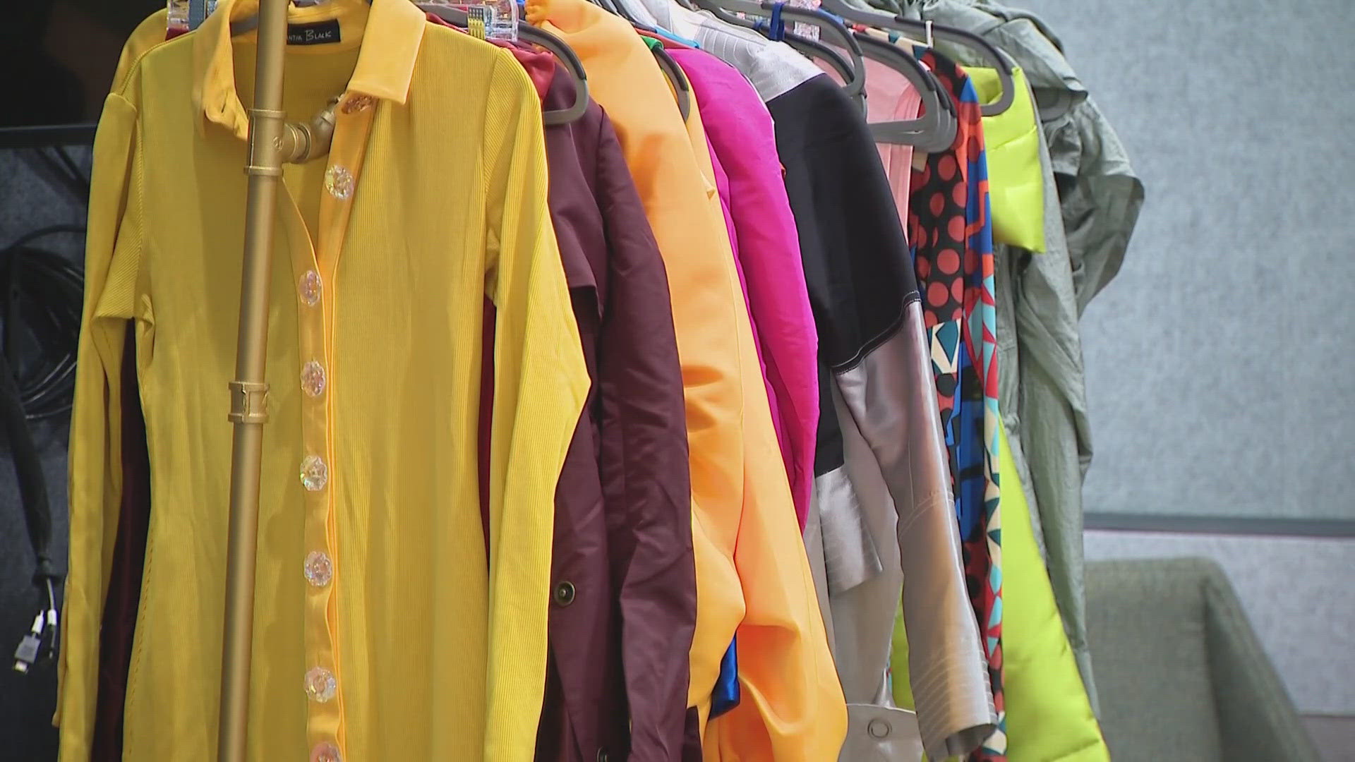 Designer Sammy B prepares for Fashion Week Columbus show | 10tv.com