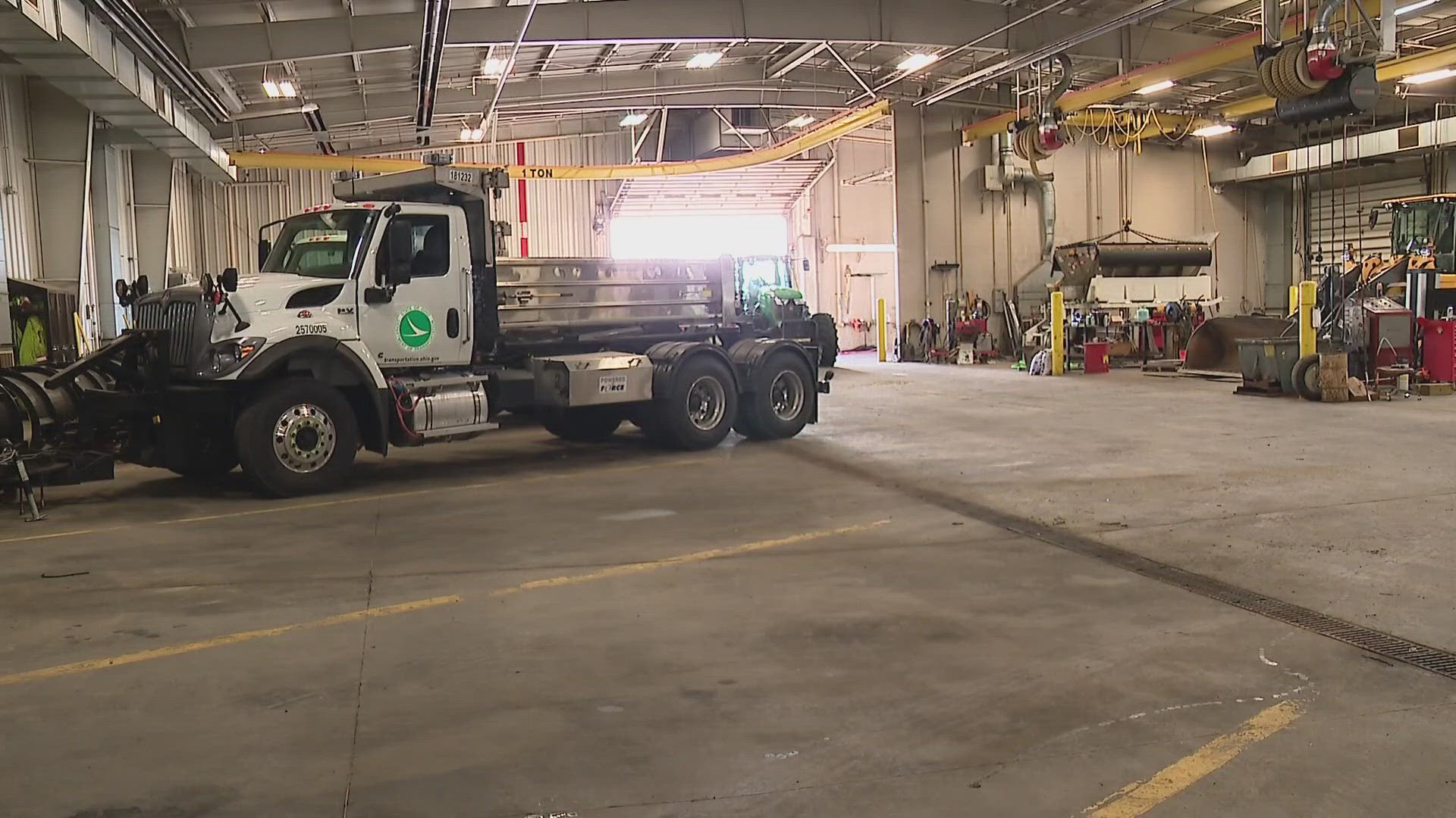 Number of ODOT vehicles struck surpasses 2024 total | 10tv.com