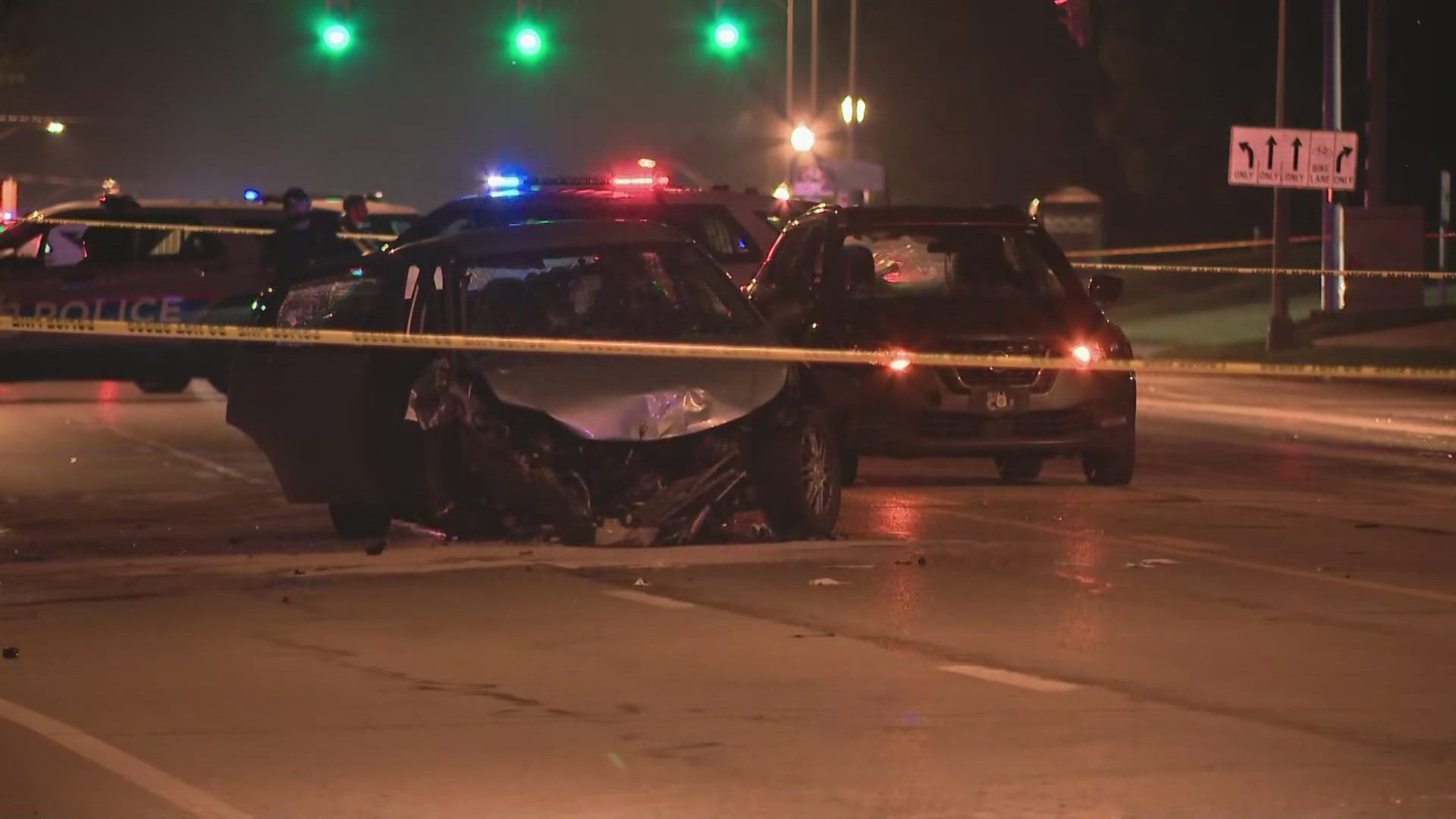 Police: Motorcyclist, pedestrian killed in west Columbus crash | 10tv.com
