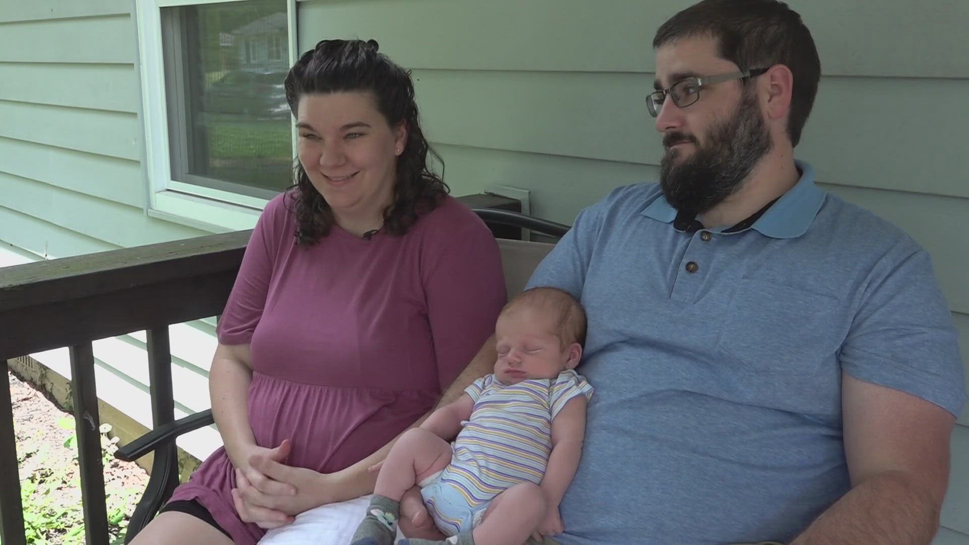 Ohio couple welcomes baby born from a record-breaking 30-year-old ...