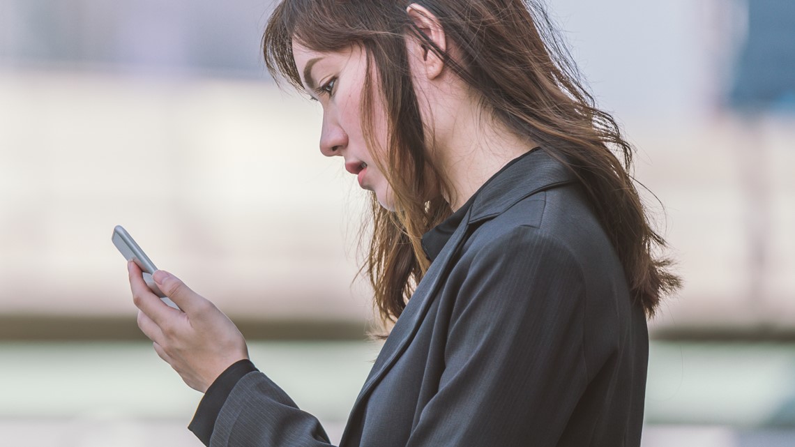 How Can I Stop Receiving Political Text Messages To My Phone 10tv