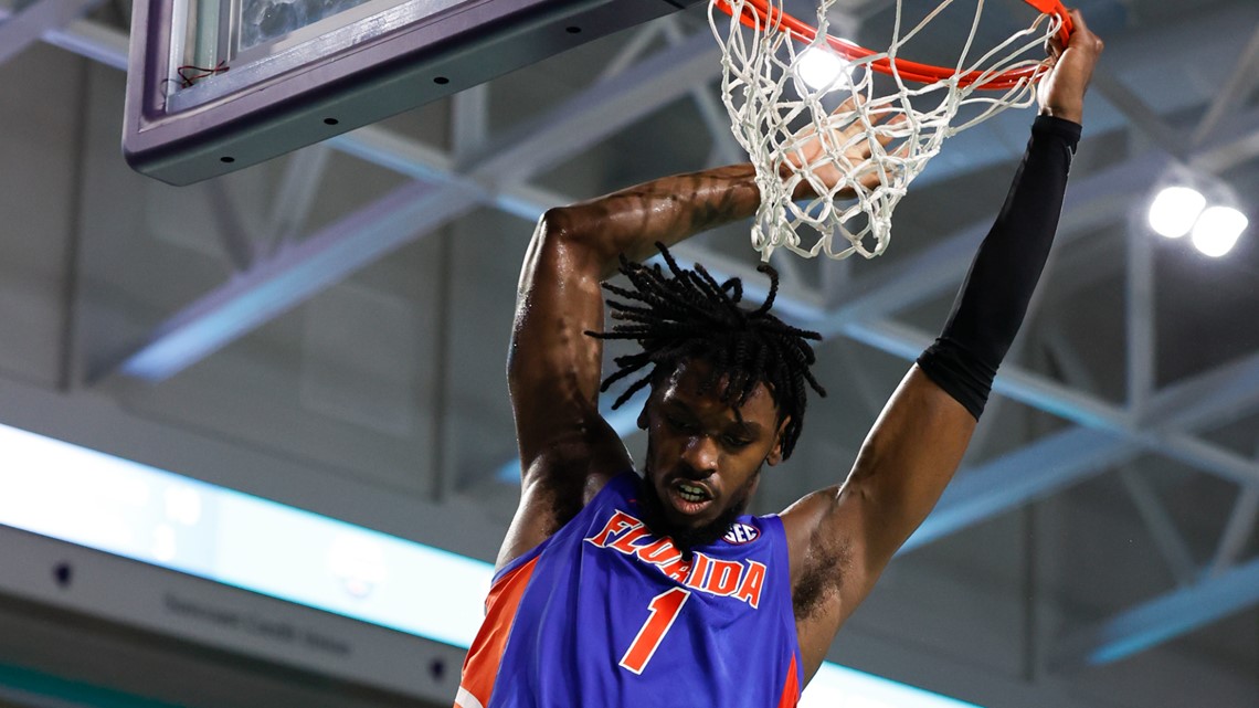 Buzzer-beater sends No. 23 Florida past Ohio State | 10tv.com