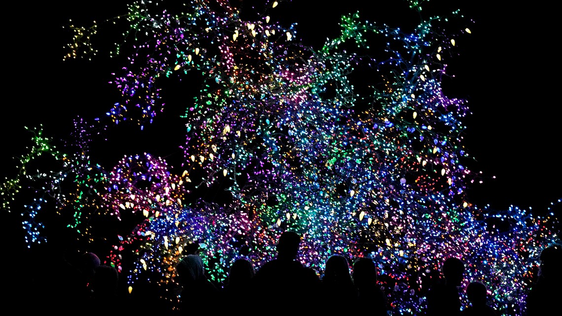 COVID puts a damper on Christmas Eve again around the world | 10tv.com