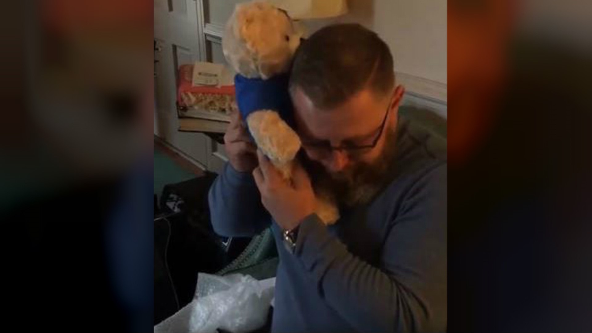 Father tears up listening to the heartbeat of late son in gift from ...