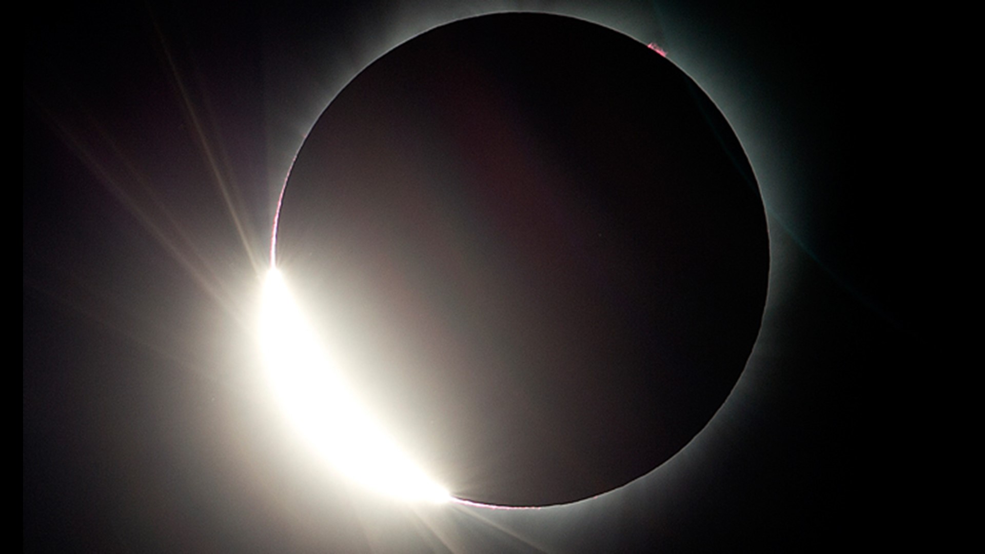 Solar eclipse damage to woman's eye revealed in striking images | 10tv.com