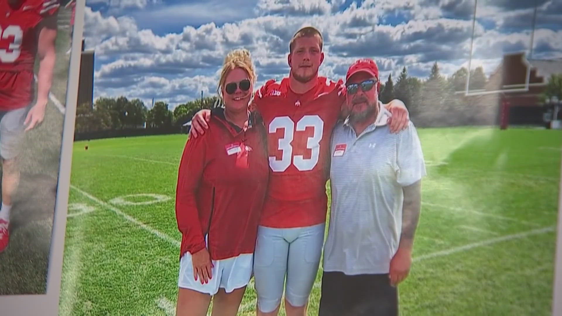 2025 NFL Draft: Jack Sawyer awaits draft outcome with family | 10tv.com