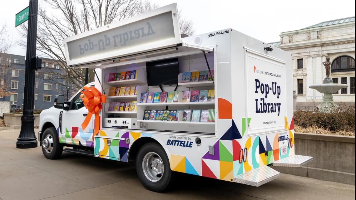 CML introduces pop-up library truck | 10tv.com