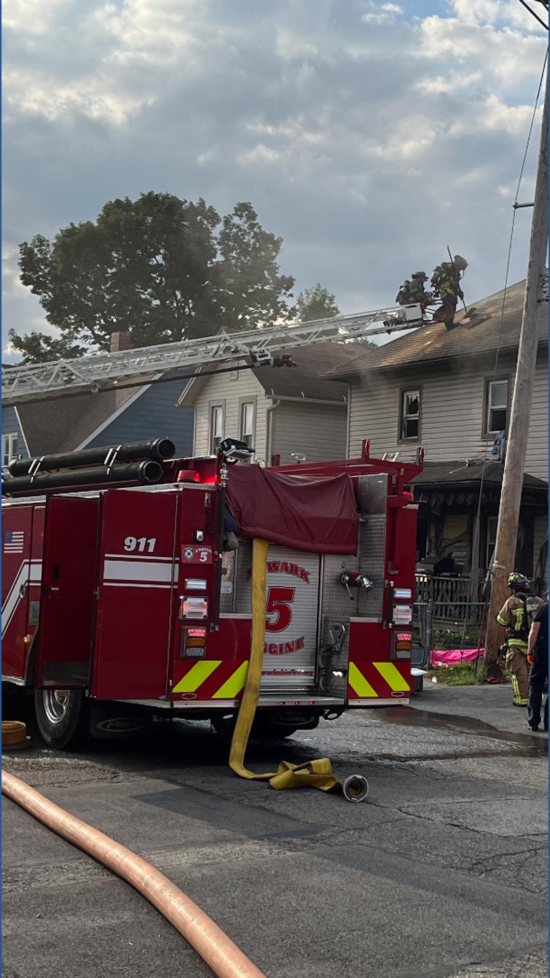 Newark house fire injures 4 | 10tv.com