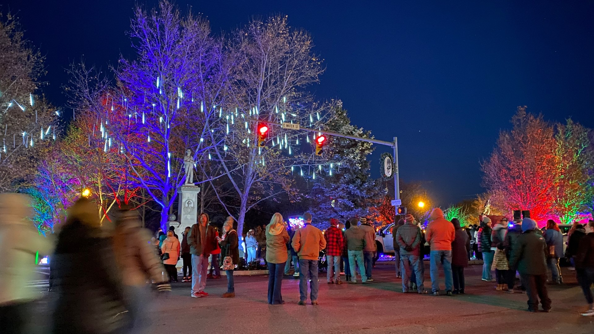 Central Ohio's tree lightings, light shows | 10tv.com