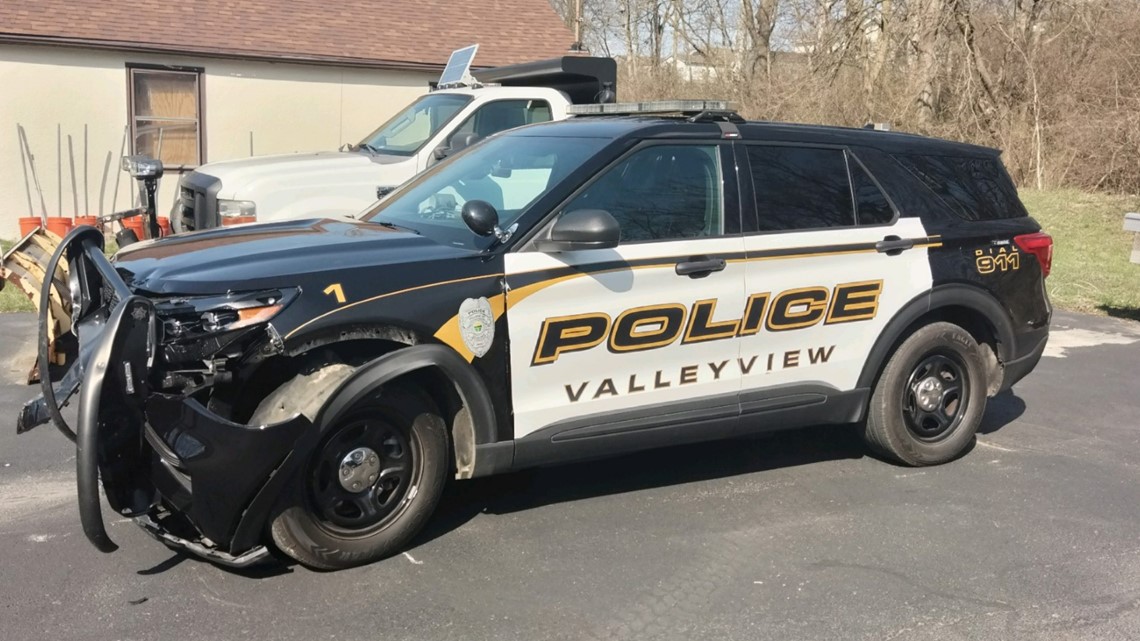 Ohio police chief injured in Franklin County crash | 10tv.com