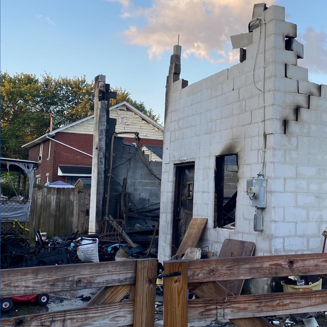 Two hospitalized after Newark house fire | 10tv.com