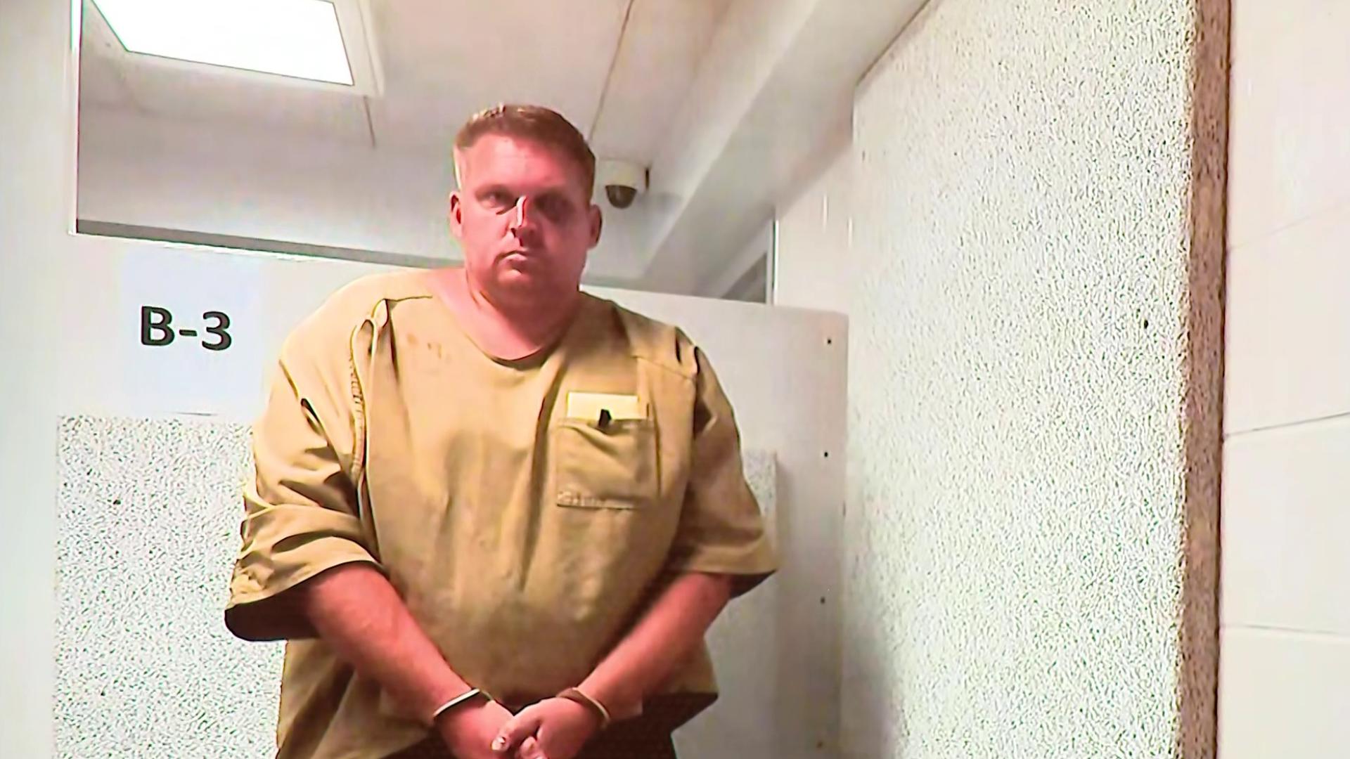 Former Ohio State football player Kirk Barton gets $500K bond | 10tv.com