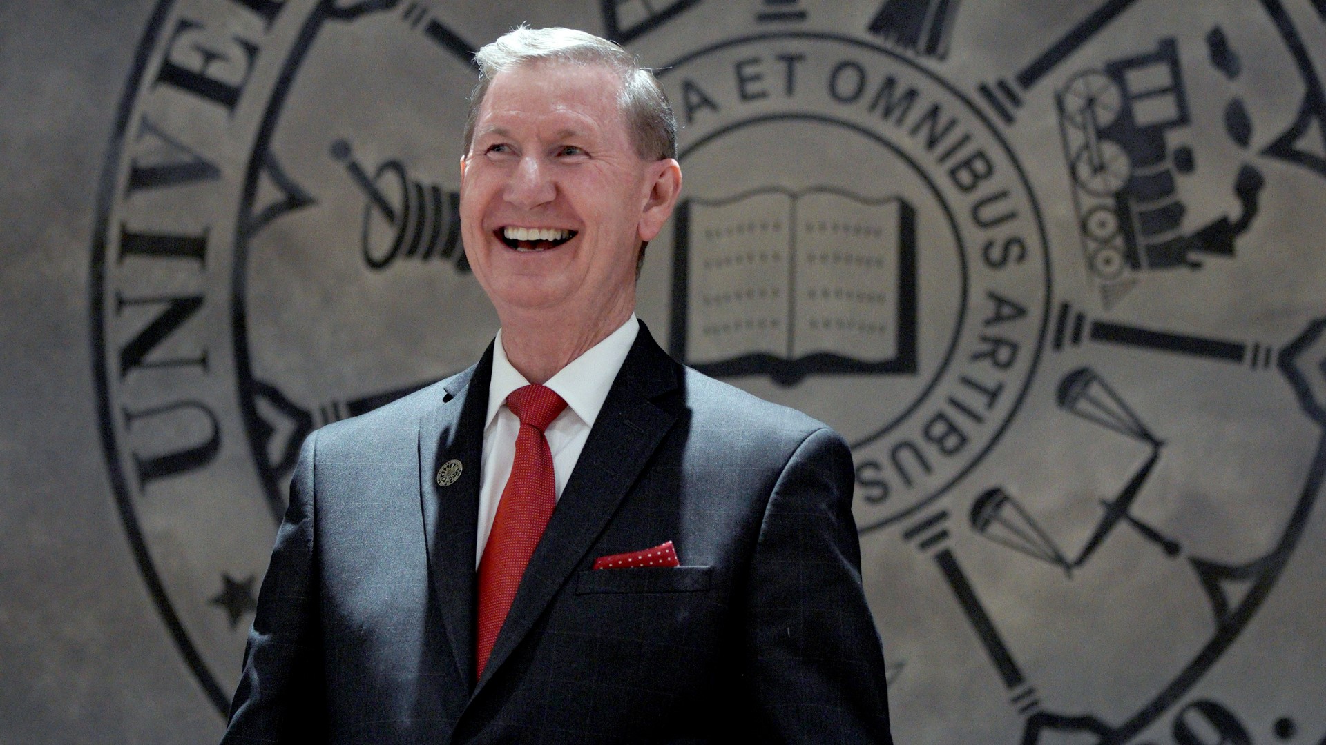 Ohio State names new president: Walter 'Ted' Carter Jr. | 10tv.com