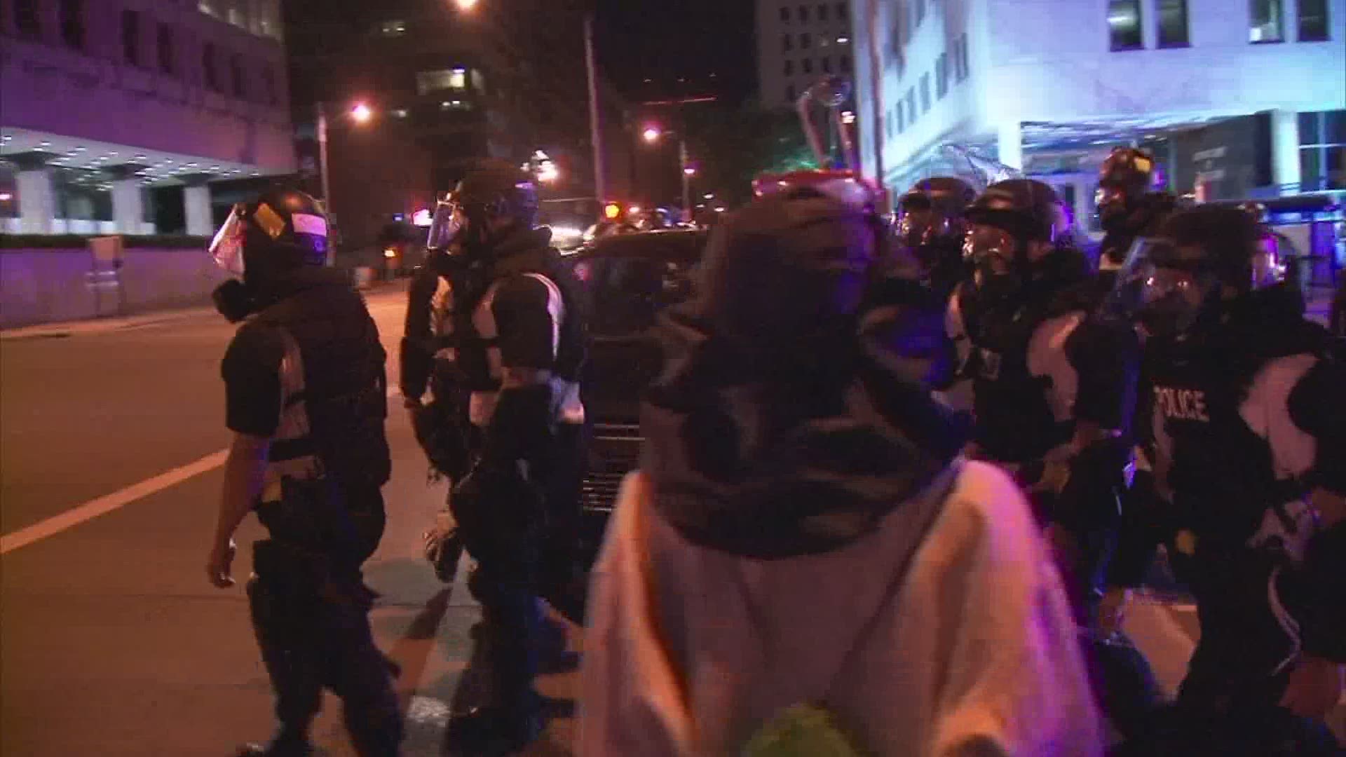 Crowd of protesters gather near City Hall in downtown Columbus | 10tv.com