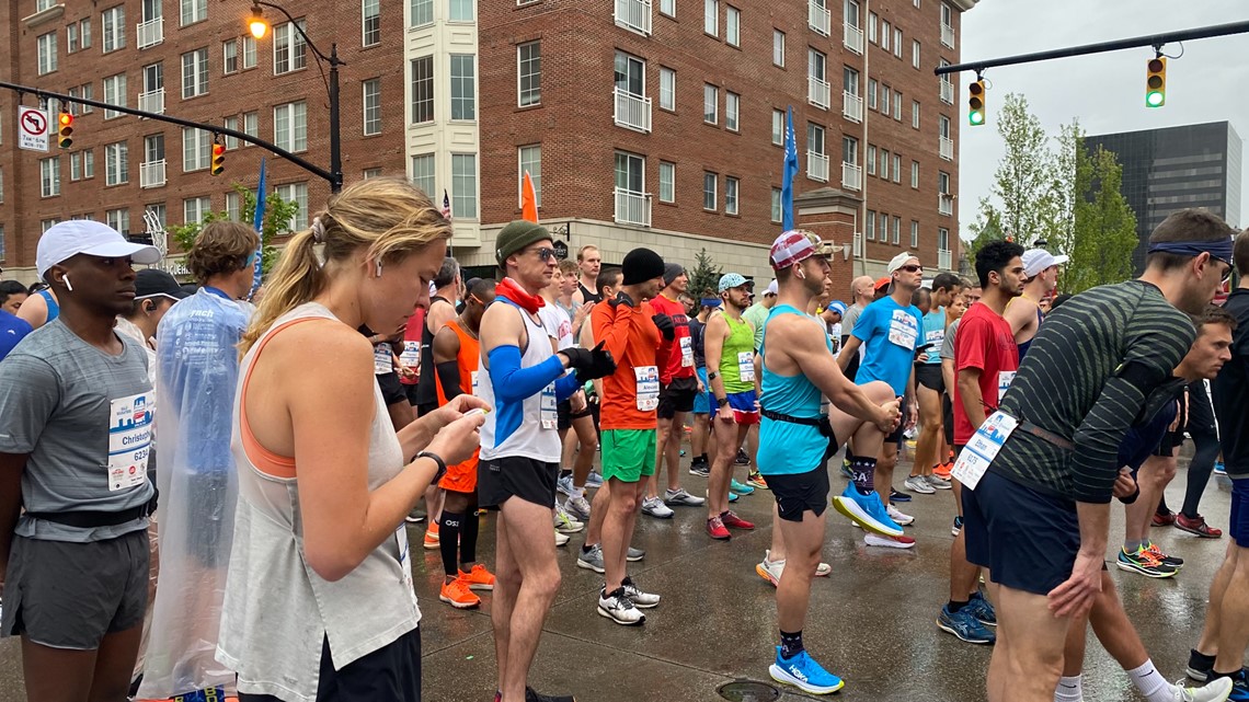Marathon runner inspired by late coach | 10tv.com