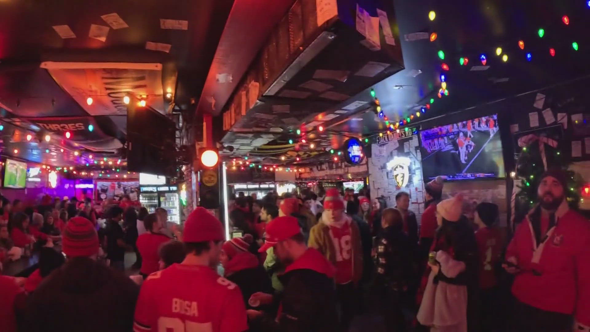 Ohio State, Tennessee fans pack Columbus for playoff game | 10tv.com