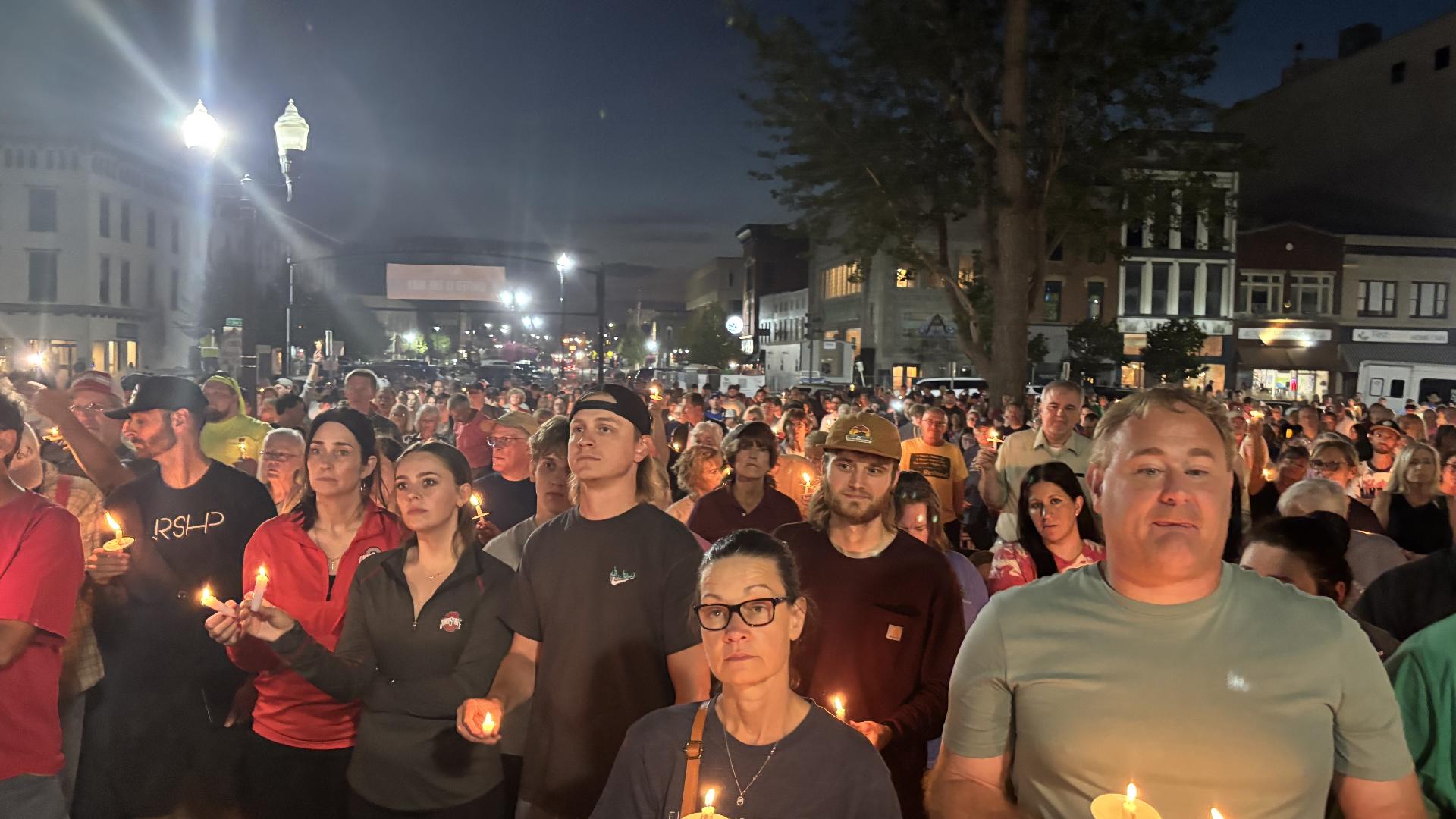 Hundreds gather in Newark for vigil honoring Charlie Kirk, calling for ...