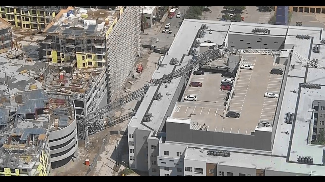 Crane collapses during storm in Dallas, killing 1 woman | 10tv.com