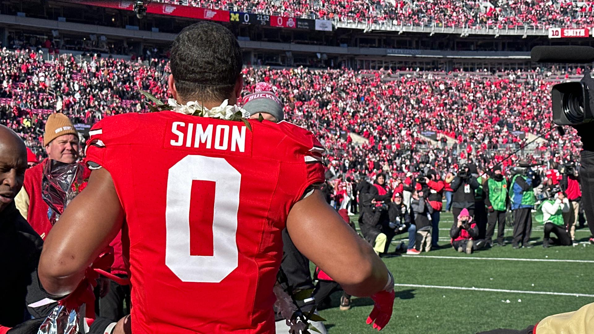 Ohio State honors graduating Buckeyes before Michigan game | 10tv.com