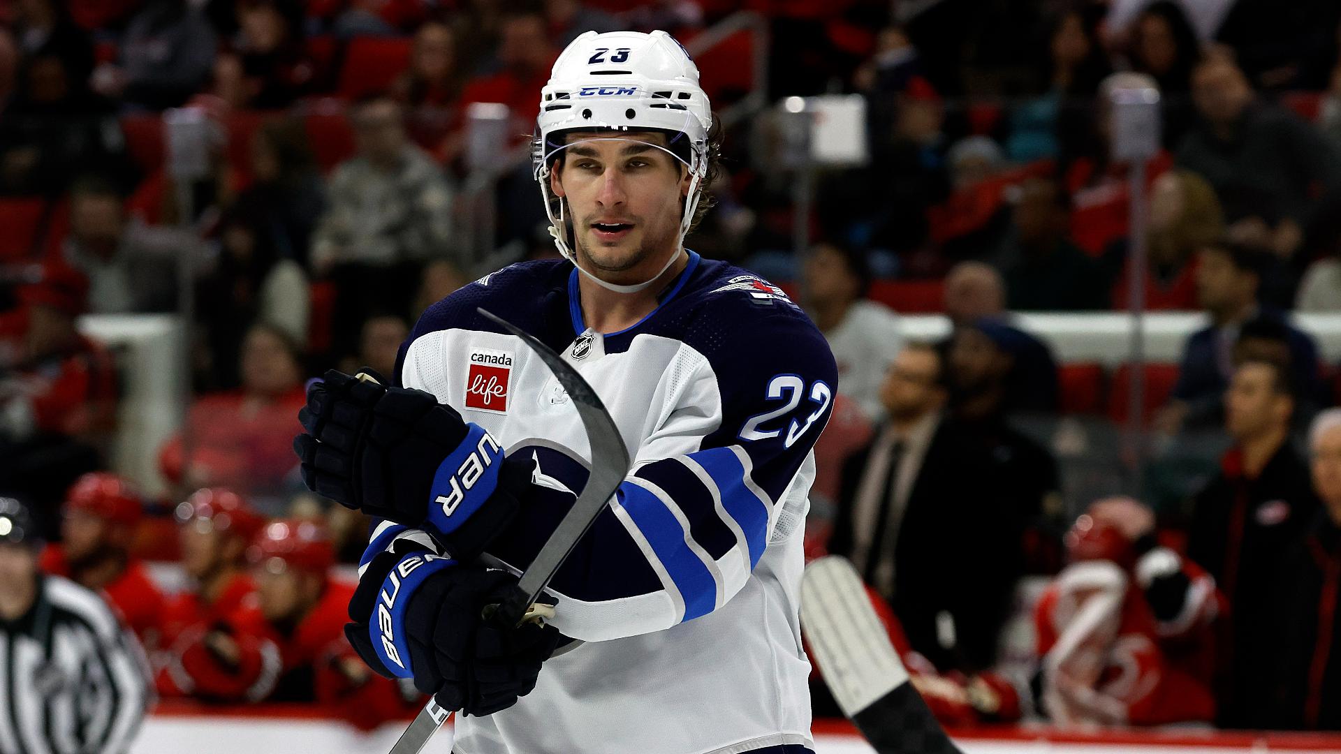 Blue Jackets sign center Sean Monahan to 5-year deal | 10tv.com