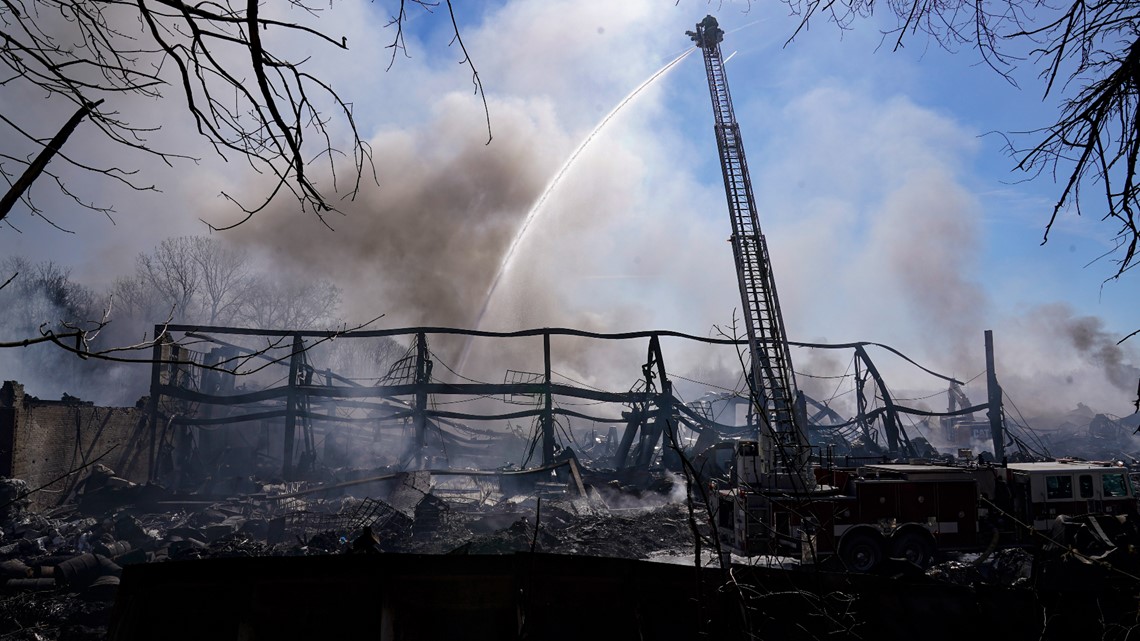 Crews continuing to fight major Indiana scrap plastics fire | wqad.com