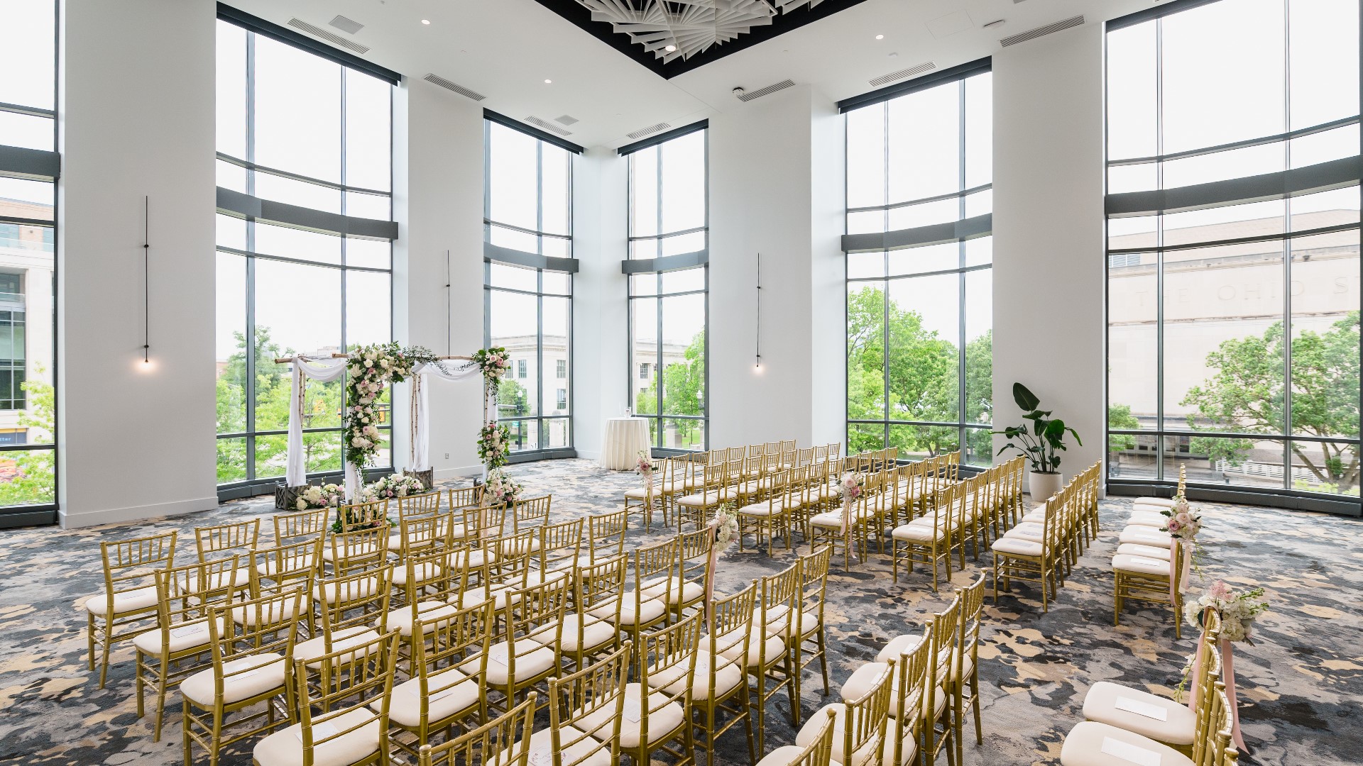 Vitria on the Square opens up near Ohio State campus | 10tv.com