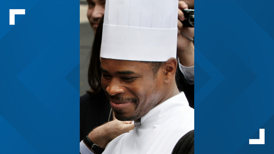 Obamas' chef drowns while paddleboarding in Martha's Vineyard | 10tv.com