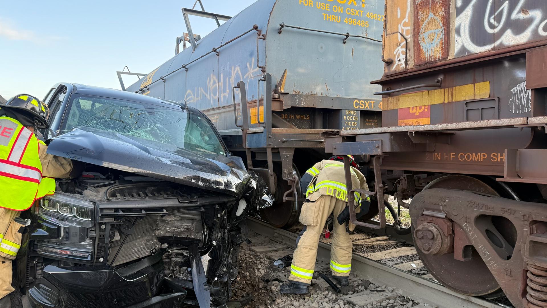 Pickup truck struck by train in Hilliard | 10tv.com